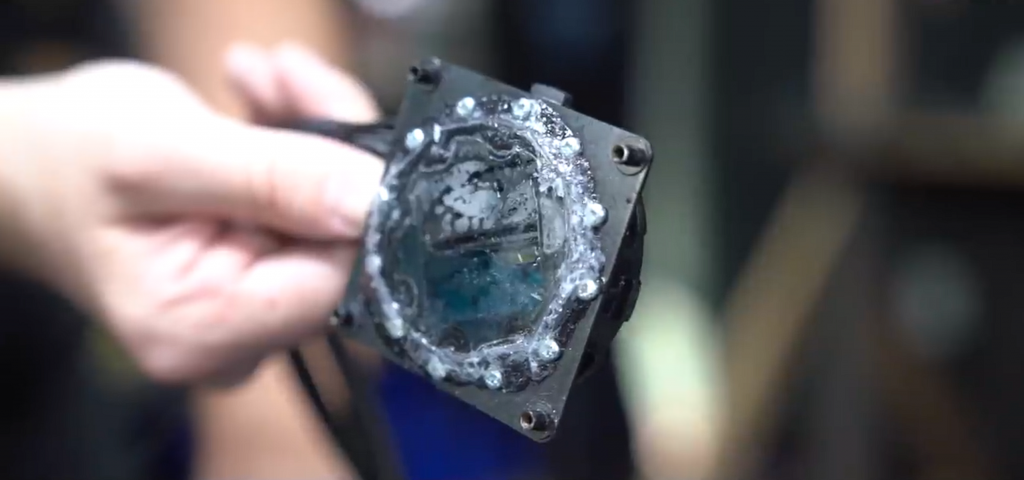 How Wrong AIO Mounting Orientation Could Be Damaging your CPU