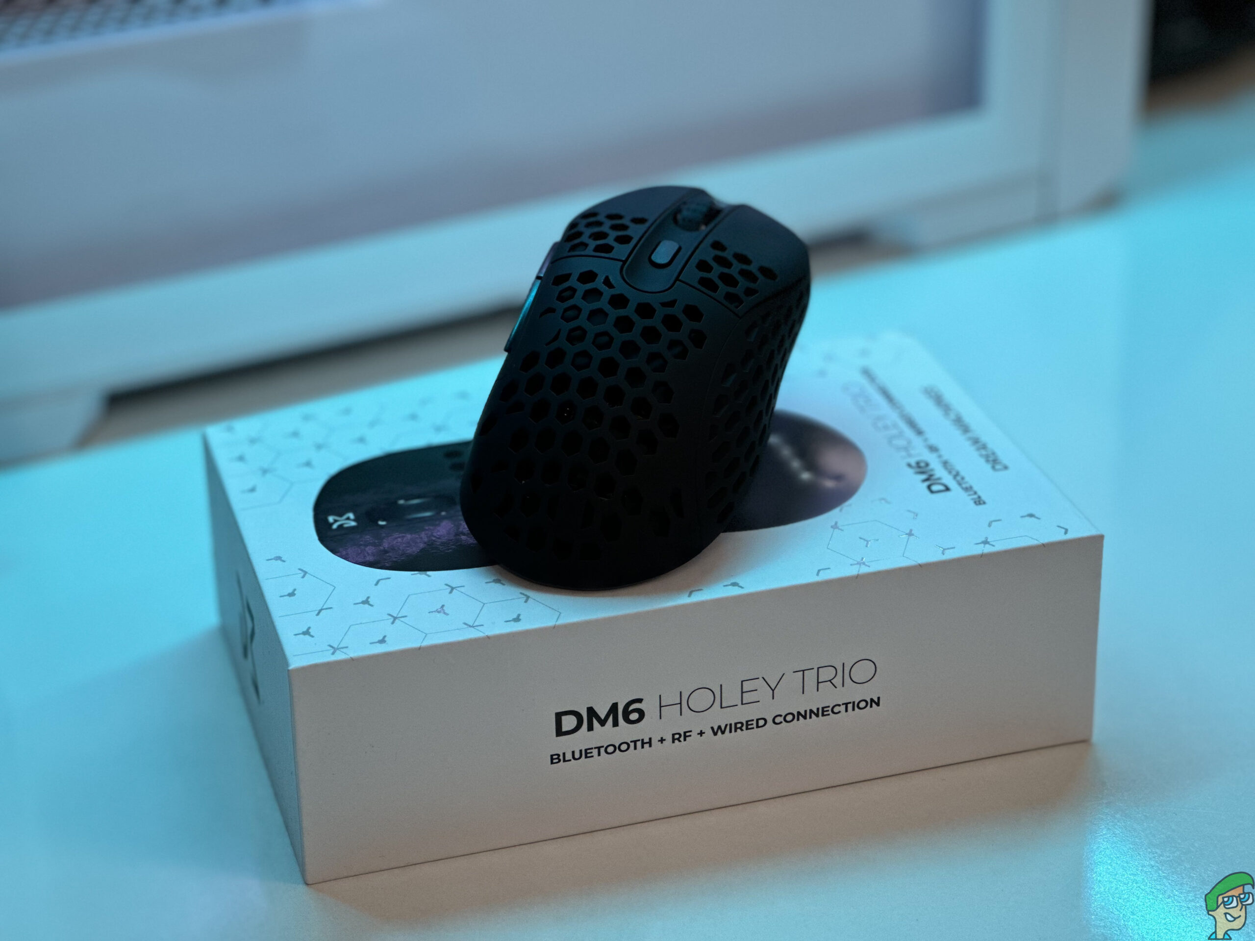 Dream Machines DM6 Holey Trio Wireless Gaming Mouse Review
